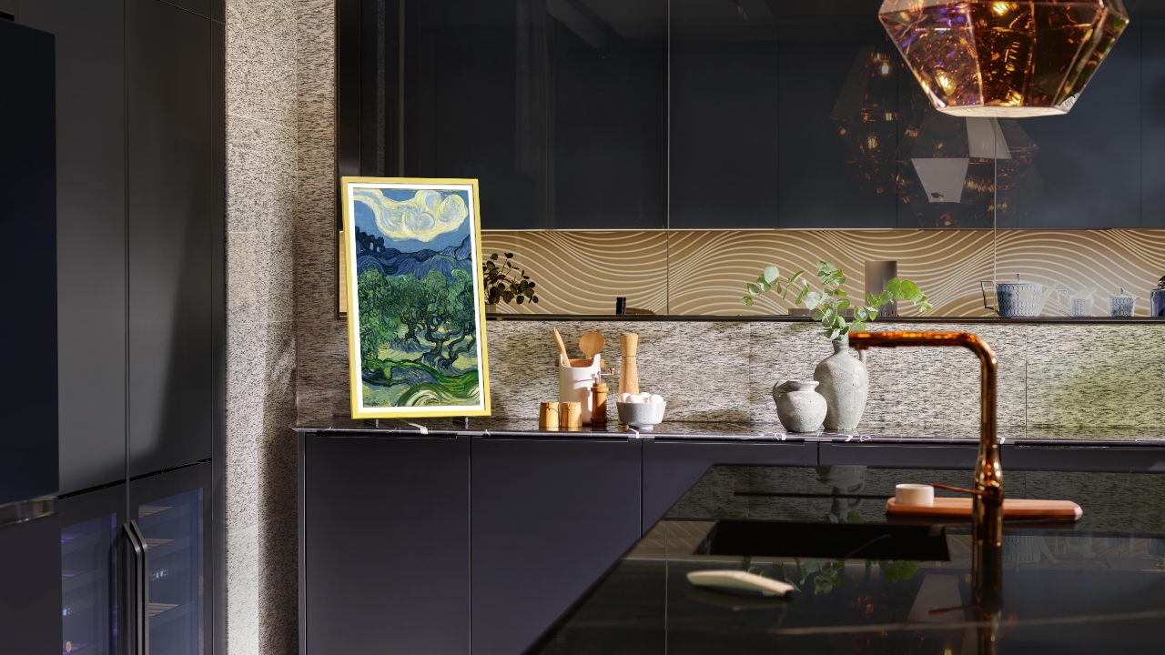 Samsung's The Frame TV Adds An Artisan Touch To Turn Your Home Into A ...