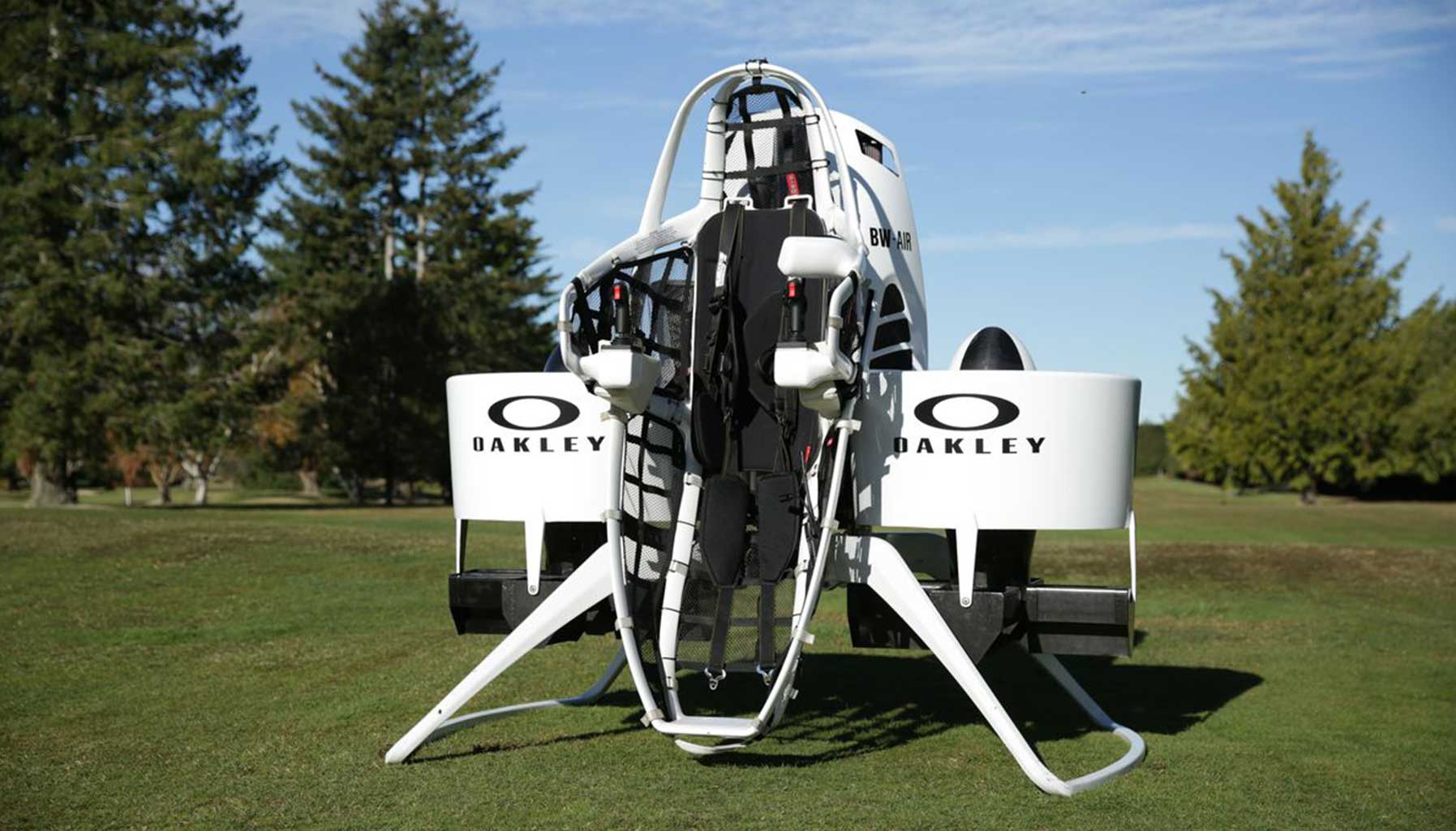 Why drive a golf cart when you can fly one? | Robb Report Malaysia