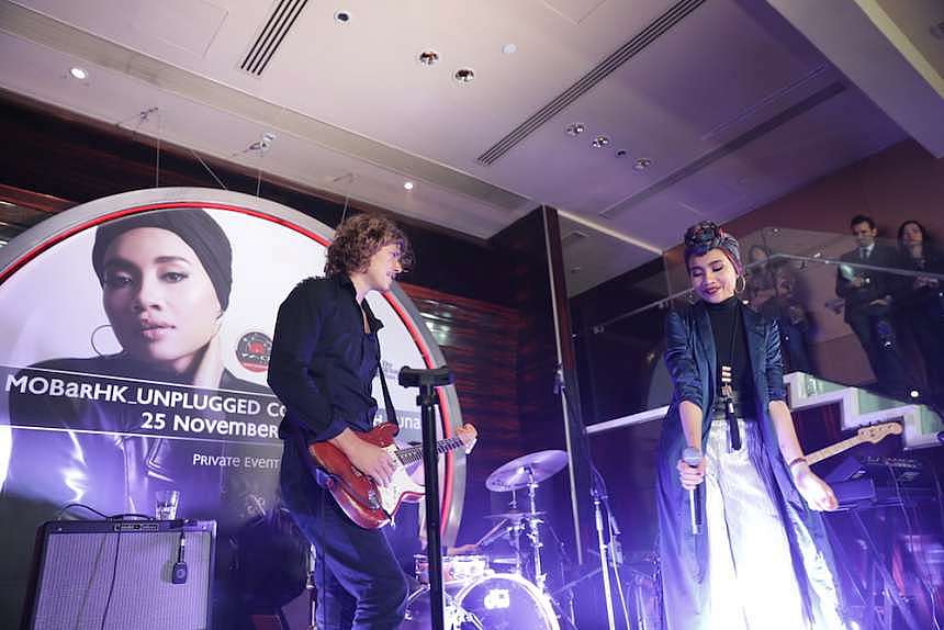 Yuna performs an intimate concert at The Landmark Mandarin Oriental ...