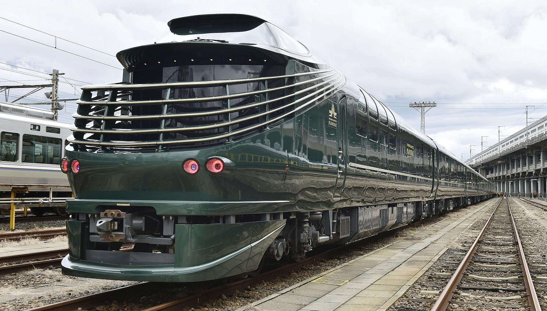 Japan’s Twilight Express Mizukaze luxury sleeper train is ready to ...