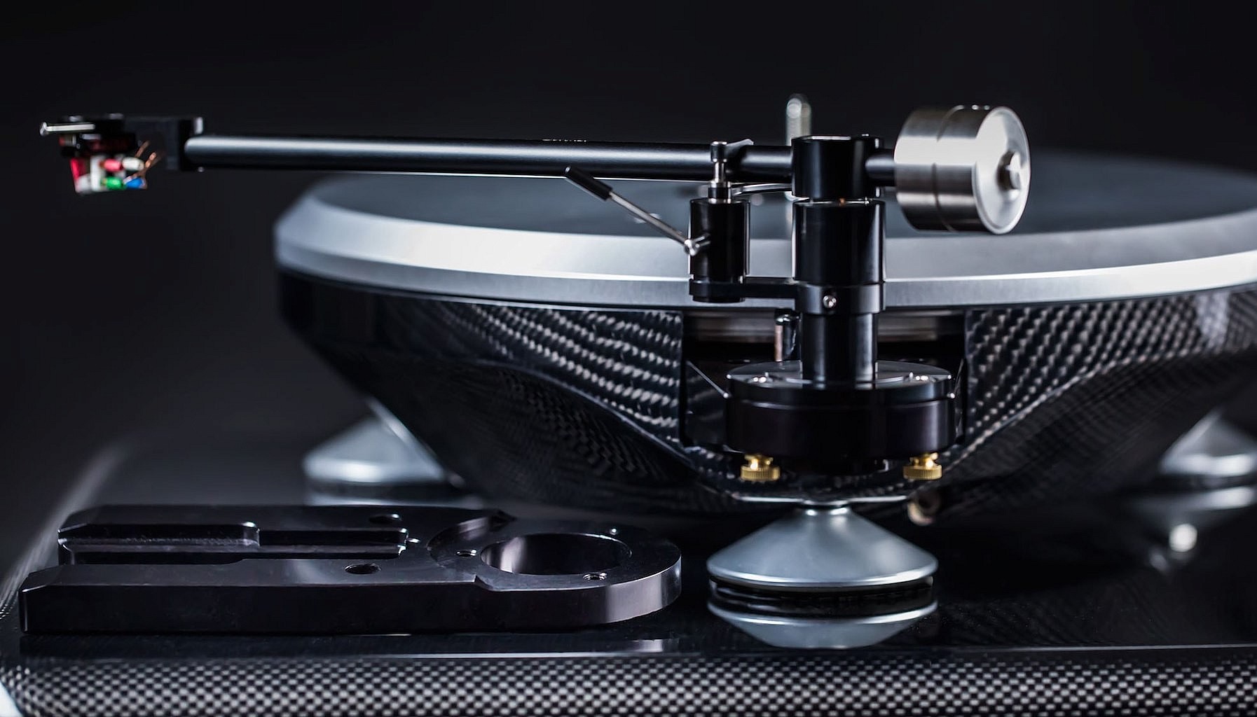 The Grand Prix Audio Paranolica is a turntable built like a racecar ...