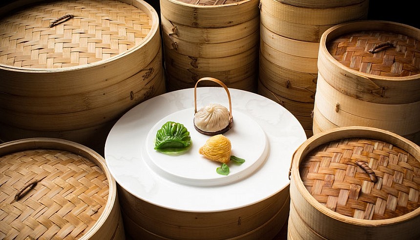 Macau’s two Michelin-starred Jade Dragon is a thrilling dining ...