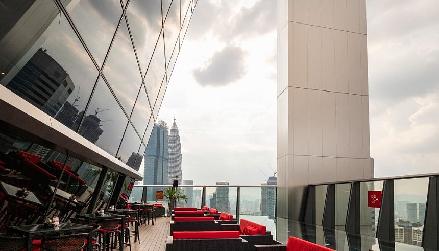 The View's a Bonus When You Enjoy Cé La Vi KL's Asian Cuisine | Robb ...