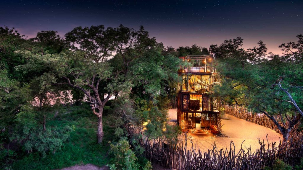 In The Ngala Treehouse, You Sleep Under The Stars And Watch Over A ...