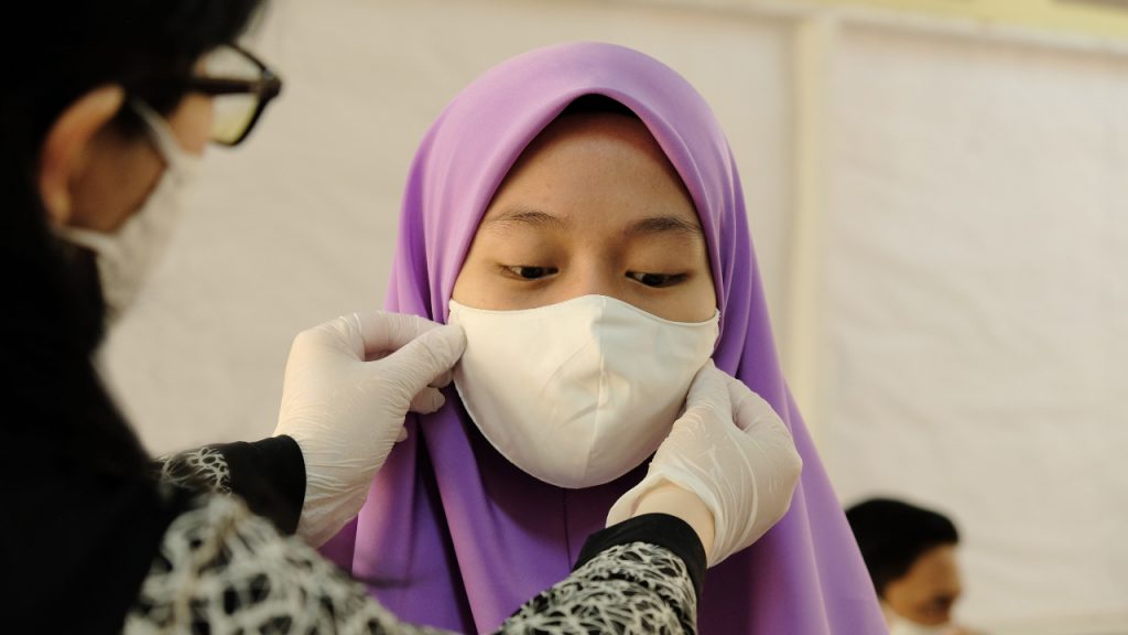 Shangri-La Hotels' Face Masks Initiative Not Only Created Employment ...