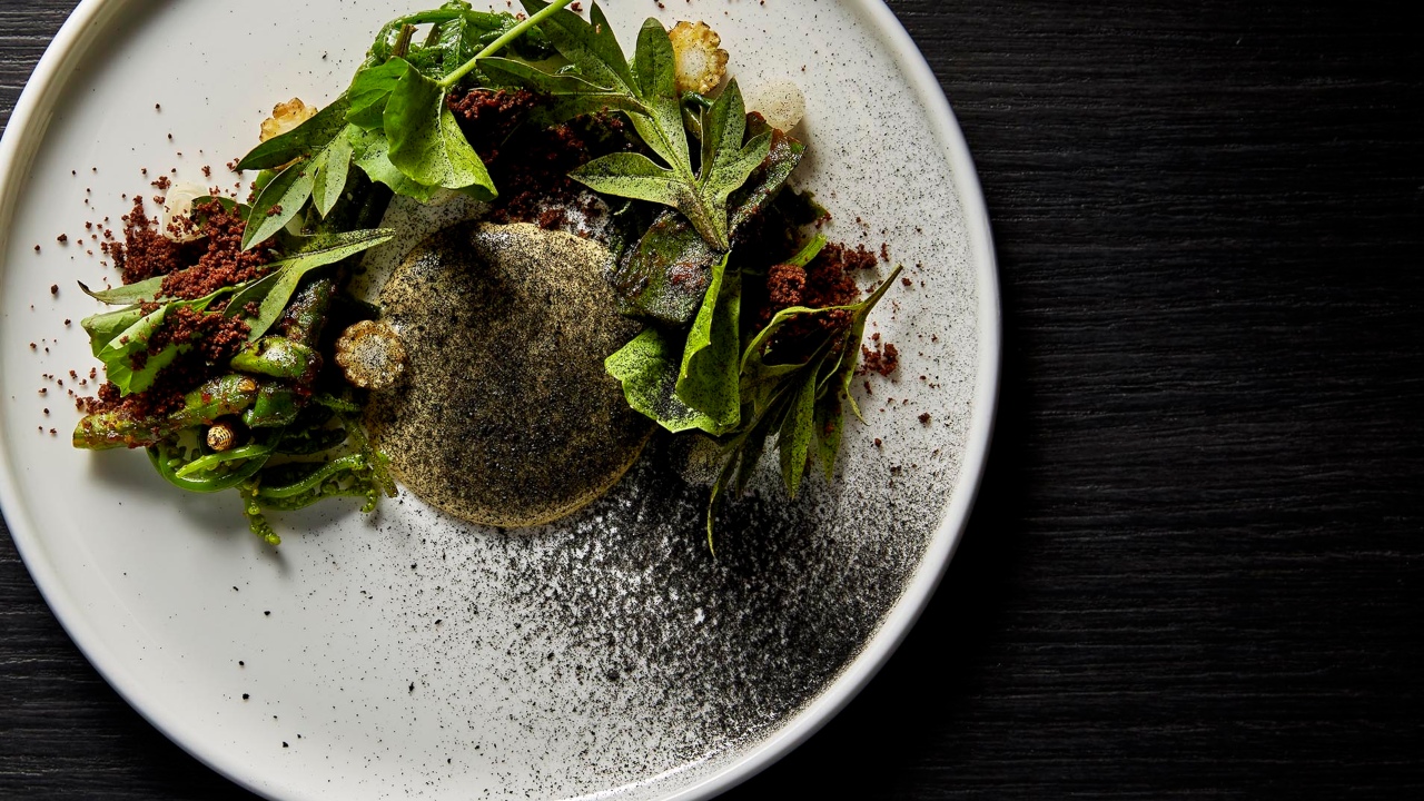 The Unflappable Akâr Dining Continues To Serve Scrumptious French ...