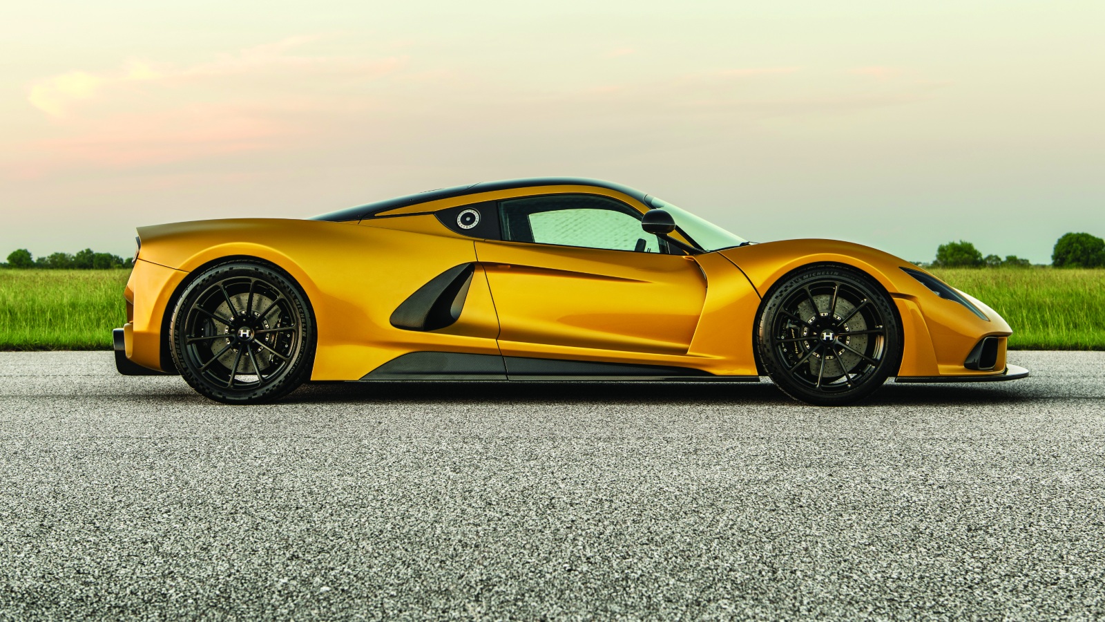 This Hennessey Hypercar Venom F5 Comes With Accommodations, A Private ...