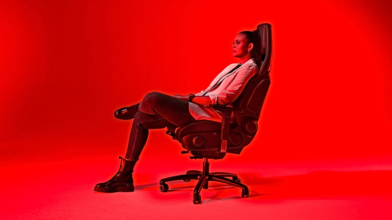 This Mercedes-AMG Office Chair Brings The Thrill Of A Sports Car Seat ...