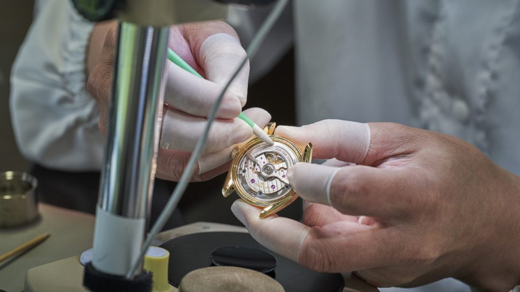 Exploring And Immersing In The History And Expertise Of Grand Seiko’s ...