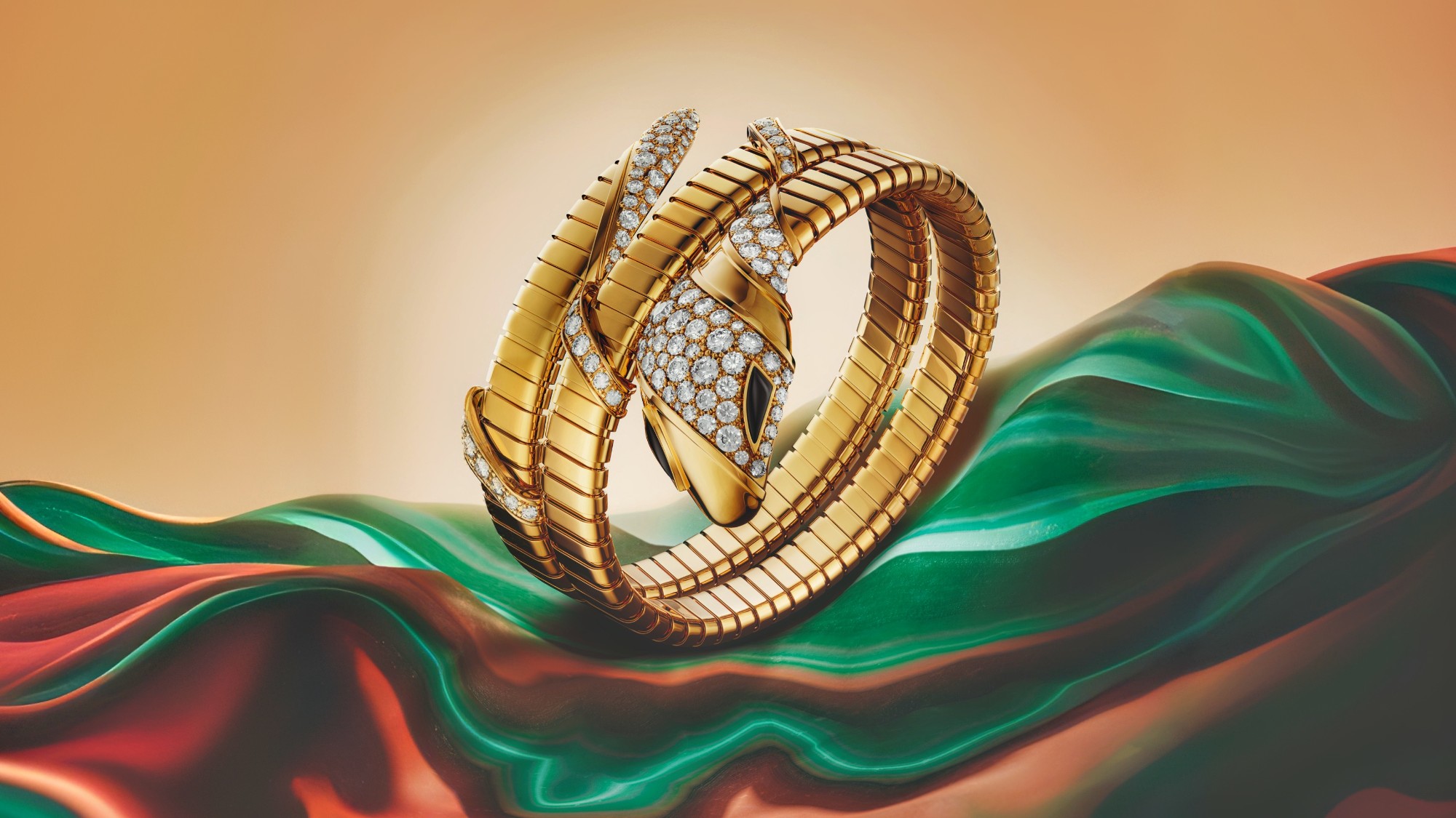 Bvlgari’s Serpenti Infinito Campaign Unveils Mesmerising Jewellery For ...